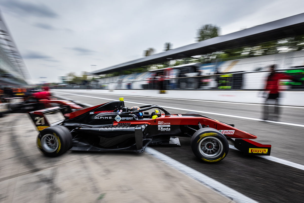 KIC Motorsport enters Formula Regional series with three rookie drivers